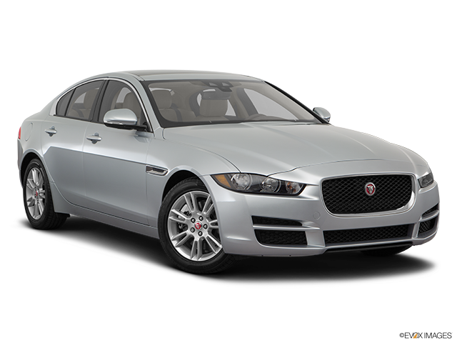 2018 Jaguar XE 25t Premium AWD: Price, Review, Photos (Canada) | Driving