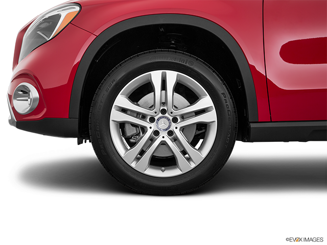 2018 Mercedes-Benz GLA: Price, Review, Photos and Specs - Read This ...