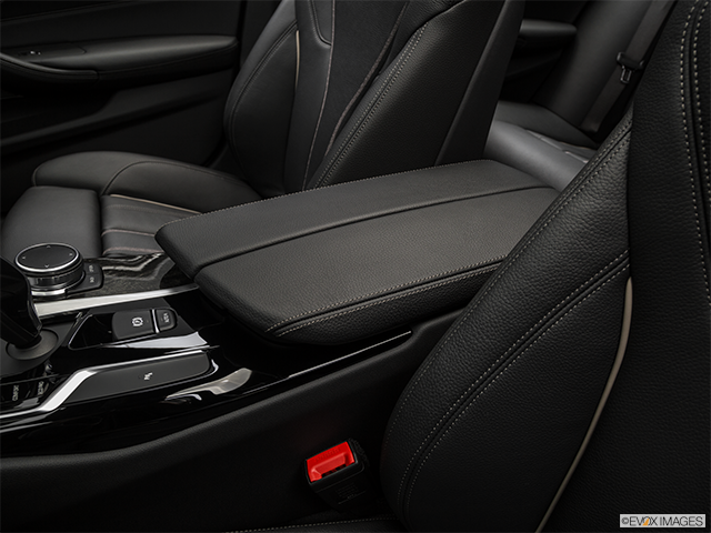 2018 BMW M5 Sedan: Price, Review, Photos (Canada) | Driving