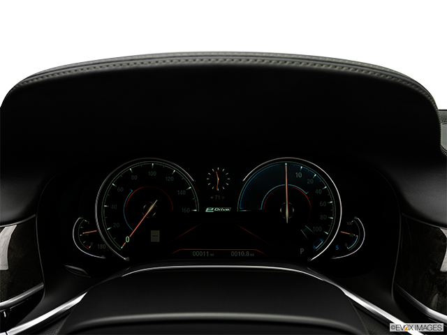 2018 BMW 7 Series 740Le xDrive: Price, Review, Photos (Canada) | Driving