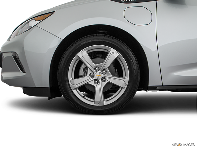 2018 Chevrolet Volt: Reviews, Price, Specs, Photos and Trims | Driving.ca