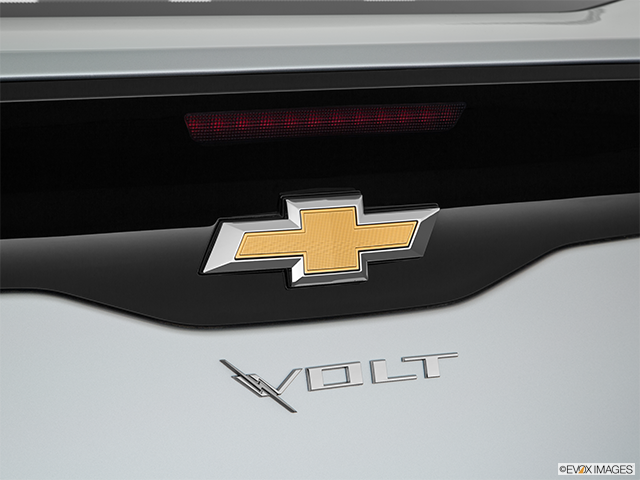 2018 Chevrolet Volt: Reviews, Price, Specs, Photos and Trims | Driving.ca