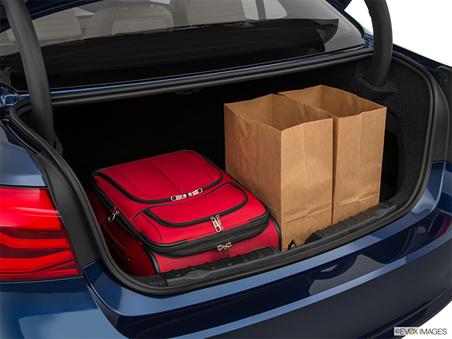 2018 BMW 3 Series: Reviews, Price, Specs, Photos and Trims | Driving.ca