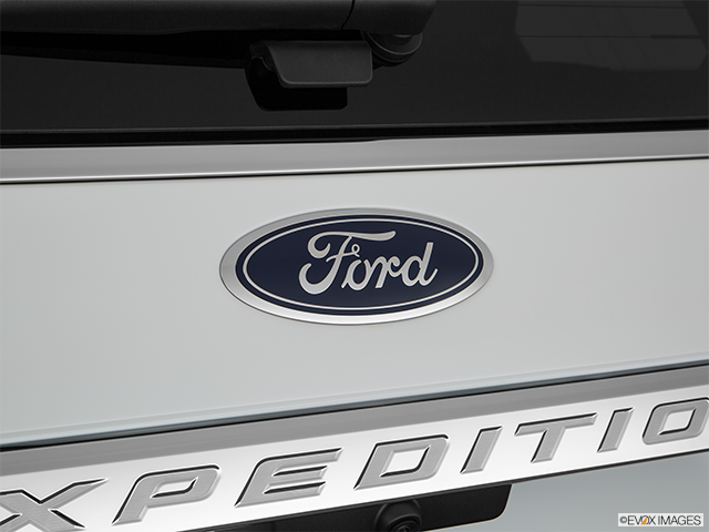 2018 Ford Expedition: Price, Review, Photos and Specs - Read This ...
