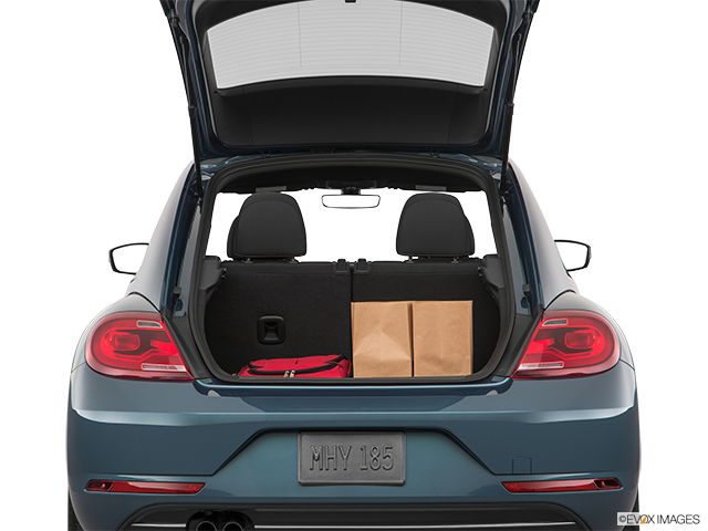 2018 Volkswagen Beetle: Price, Review, Photos and Specs - Read This ...