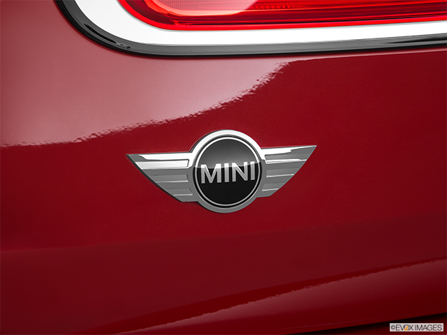 2018 MINI Clubman: Price, Review, Photos and Specs - Read This Before ...