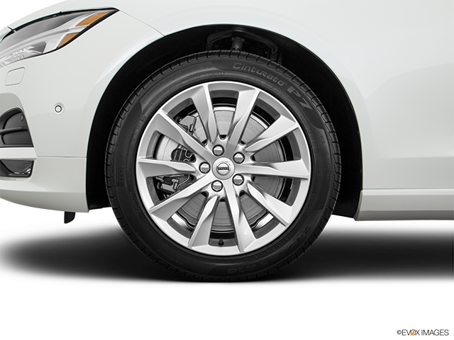 2018 Volvo S90: Price, Review, Photos and Specs - Read This Before You Buy