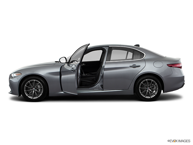 2018 Alfa Romeo Giulia: Reviews, Price, Specs, Photos and Trims ...