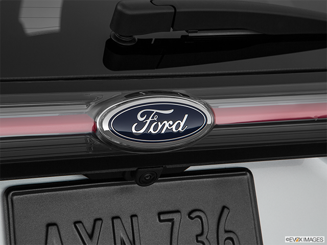 2018 Ford Edge: Reviews, Price, Specs, Photos and Trims