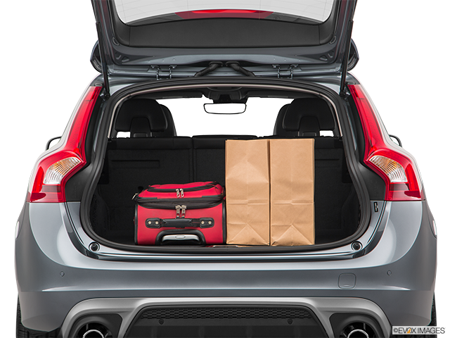 2018 Volvo V60: Reviews, Price, Specs, Photos and Trims | Driving.ca