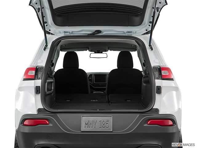 2018 Jeep Cherokee: Reviews, Price, Specs, Photos and Trims | Driving.ca
