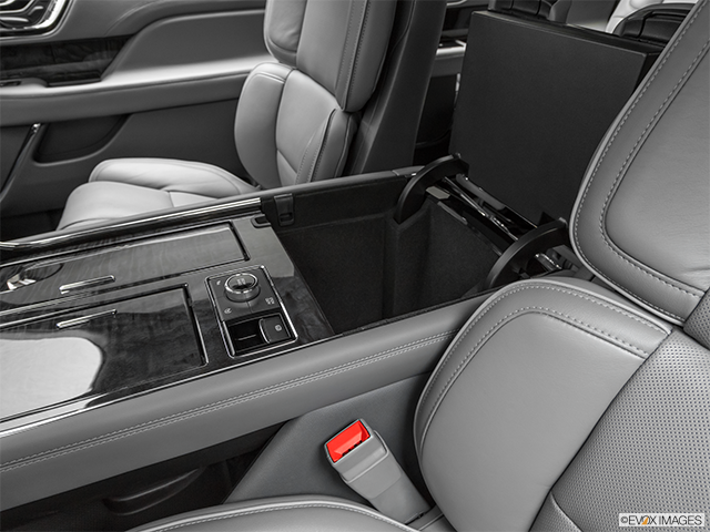 2018 Lincoln Navigator: Price, Review, Photos and Specs (Canada ...