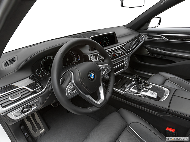 2019 BMW 7 Series: Price, Review, Photos and Specs - Read This Before ...