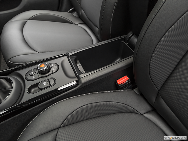 2019 MINI Clubman: Price, Review, Photos and Specs - Read This Before ...