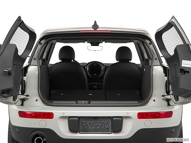 2019 MINI Clubman: Price, Review, Photos and Specs - Read This Before ...