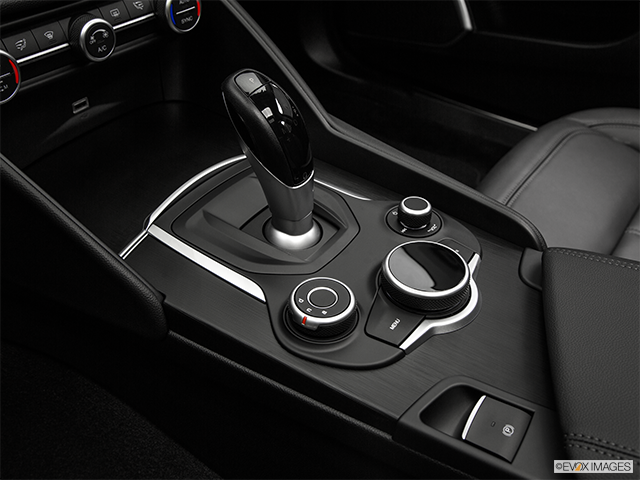 2019 Alfa Romeo Giulia: Reviews, Price, Specs, Photos and Trims ...