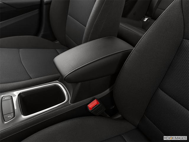 2019 Chevrolet Cruze: Price, Review, Photos and Specs - Read This ...