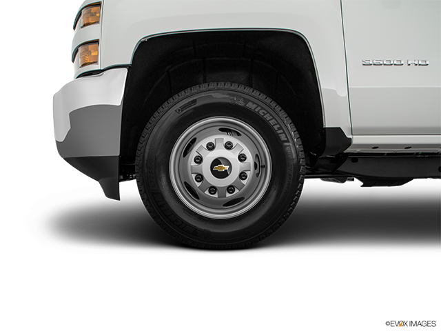 2019 Chevrolet Silverado 3500HD: Price, Review, Photos (Canada) | Driving