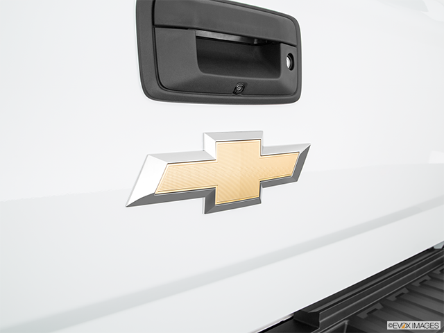 2019 Chevrolet Silverado 3500HD: Price, Review, Photos (Canada) | Driving