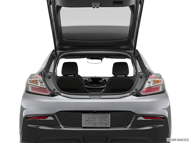 2019 Chevrolet Volt: Reviews, Price, Specs, Photos and Trims | Driving.ca