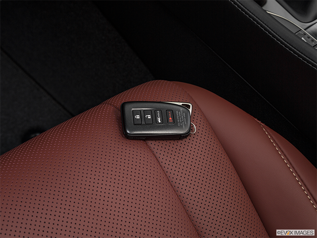 2019 Lexus LX 570: Price, Review, Photos and Specs - Read This Before ...