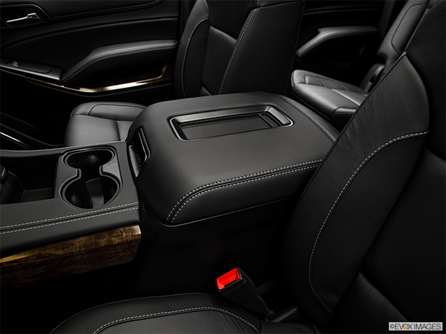 2019 Chevrolet Suburban: Reviews, Price, Specs, Photos and Trims ...