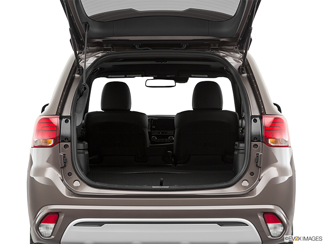 2019 Mitsubishi Outlander PHEV: Reviews, Price, Specs, Photos and Trims ...