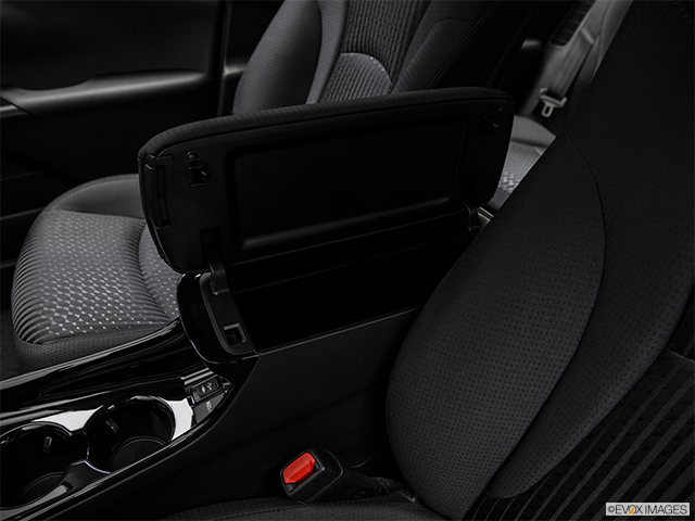 2019 Toyota Prius Prime: Price, Review, Photos and Specs - Read This ...
