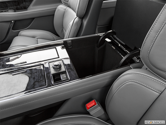 2019 Lincoln Navigator: Reviews, Price, Specs, Photos and Trims ...