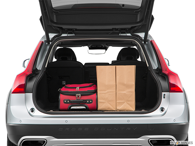 2019 Volvo V90 Cross Country: Reviews, Price, Specs, Photos and Trims ...