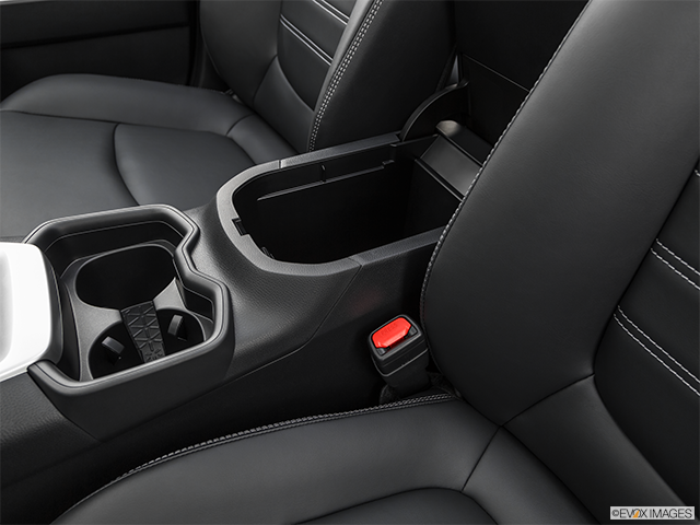 Toyota RAV4 2019: Essais routiers, prix, spécifications, photos et ...