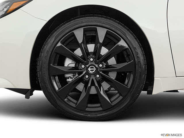 2019 Nissan Maxima: Reviews, Price, Specs, Photos and Trims