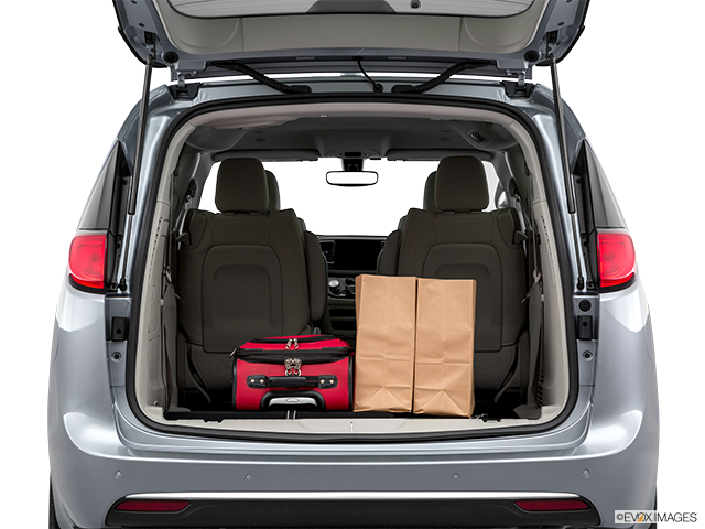 2019 Chrysler Pacifica Hybrid: Reviews, Price, Specs, Photos and Trims