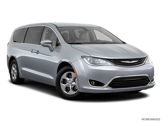 2019 Chrysler Pacifica Hybrid: Reviews, Price, Specs, Photos and Trims