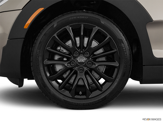 2021 MINI Clubman: Price, Review, Photos and Specs (Canada) | Driving.ca