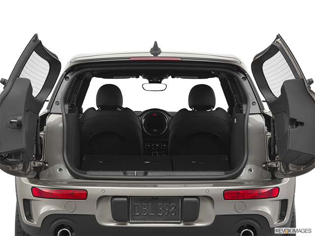 2021 MINI Clubman ALL4: Price, Review, Photos (Canada) | Driving