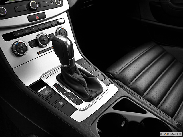 2015 Volkswagen CC 2.0 TSI Sportline 6MT: Price, Review, Photos (Canada ...