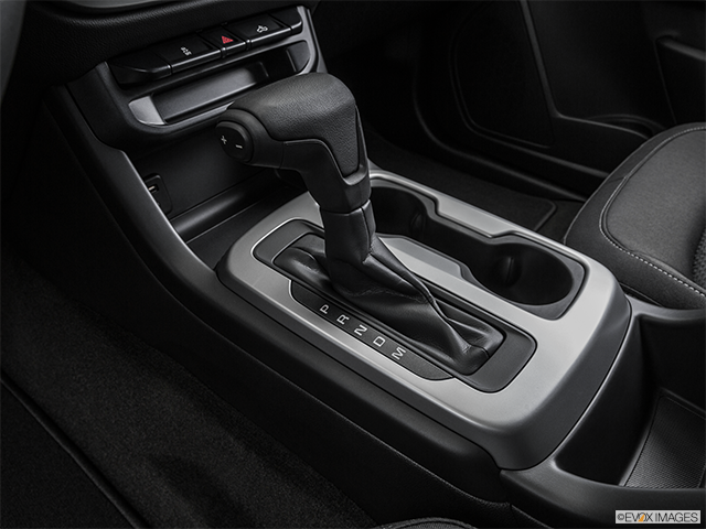 2015 Chevrolet Colorado: Price, Review, Photos and Specs - Read This ...