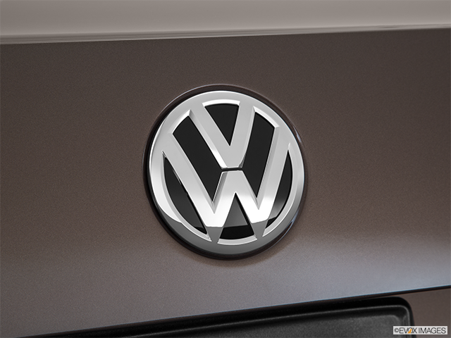 2015 Volkswagen Jetta: Price, Review, Photos and Specs - Read This ...