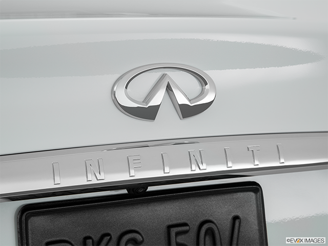 2015 Infiniti Q50: Price, Review, Photos and Specs - Read This Before ...