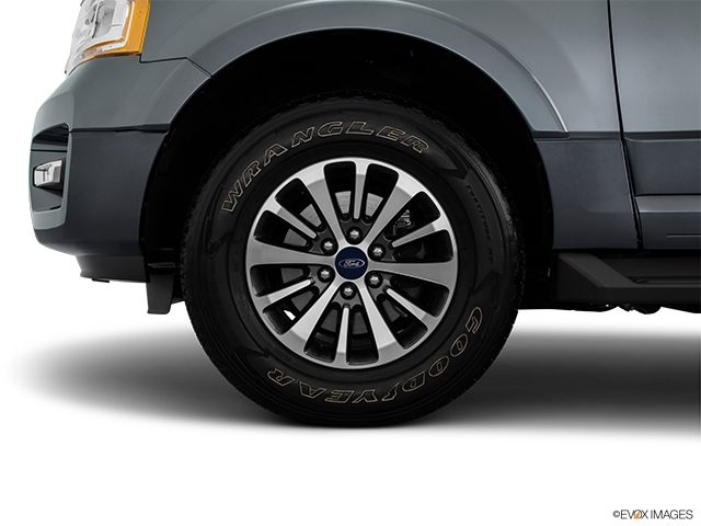 2015 Ford Expedition MAX: Reviews, Price, Specs, Photos and Trims ...