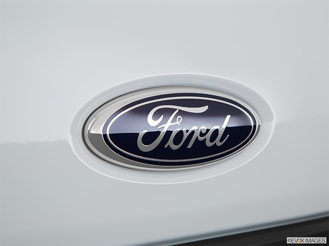 2015 Ford Transit Van: Reviews, Price, Specs, Photos and Trims | Driving.ca