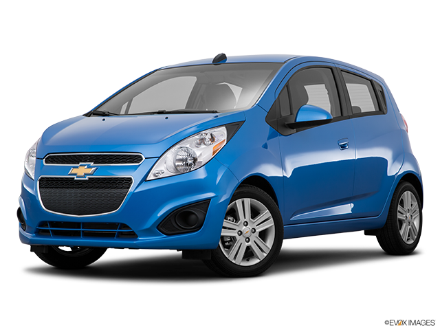 2015 Volkswagen Golf vs 2015 Chevrolet Spark: Car Comparison