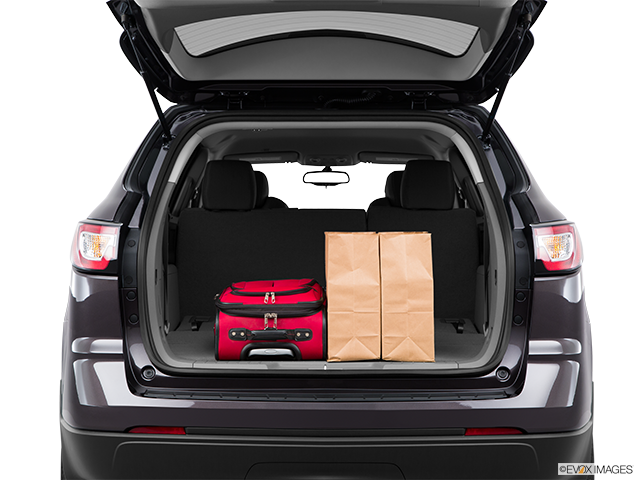 2015 Chevrolet Traverse: Price, Review, Photos and Specs - Read This ...