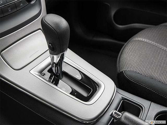 2015 Nissan Sentra: Reviews, Price, Specs, Photos and Trims | Driving.ca