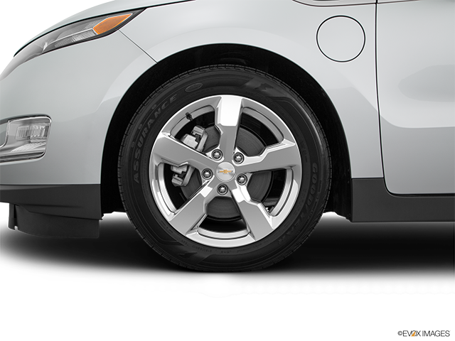 2015 Chevrolet Volt: Price, Review, Photos and Specs - Read This Before ...