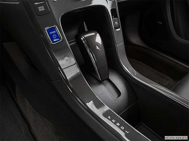 2015 Chevrolet Volt: Reviews, Price, Specs, Photos and Trims | Driving.ca