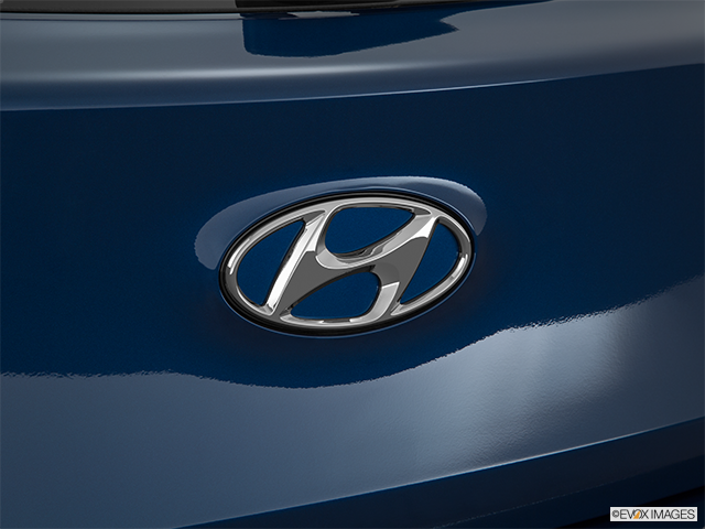 2016 Hyundai Elantra GT: Price, Review, Photos and Specs - Read This ...
