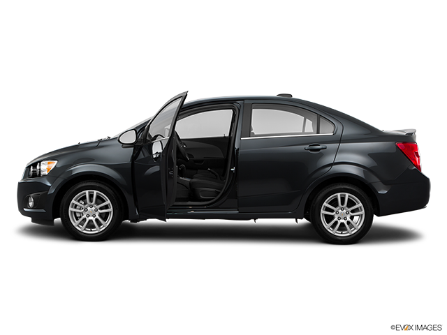 2015 Chevrolet Sonic: Price, Review, Photos and Specs - Read This ...