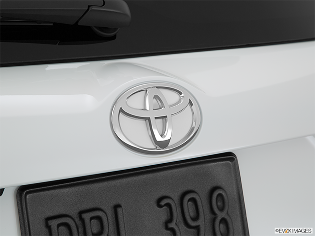 2015 Toyota RAV4: Price, Review, Photos and Specs - Read This Before ...